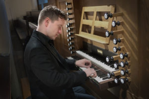Saturday 19 January 2019Daniel Moult (organ) | Thames Concerts
